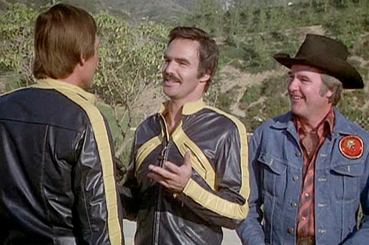 Hooper | VERN'S REVIEWS on the FILMS of CINEMA