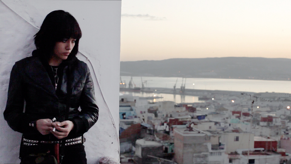 Traitors | VERN'S REVIEWS on the FILMS of CINEMA