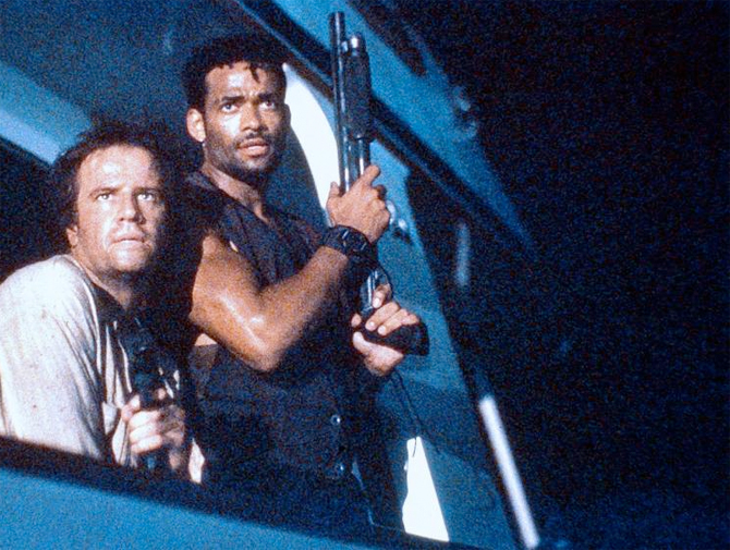 Gunmen | VERN'S REVIEWS on the FILMS of CINEMA