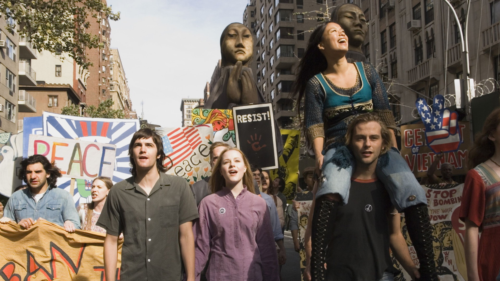 Across the Universe | VERN'S REVIEWS on the FILMS of CINEMA