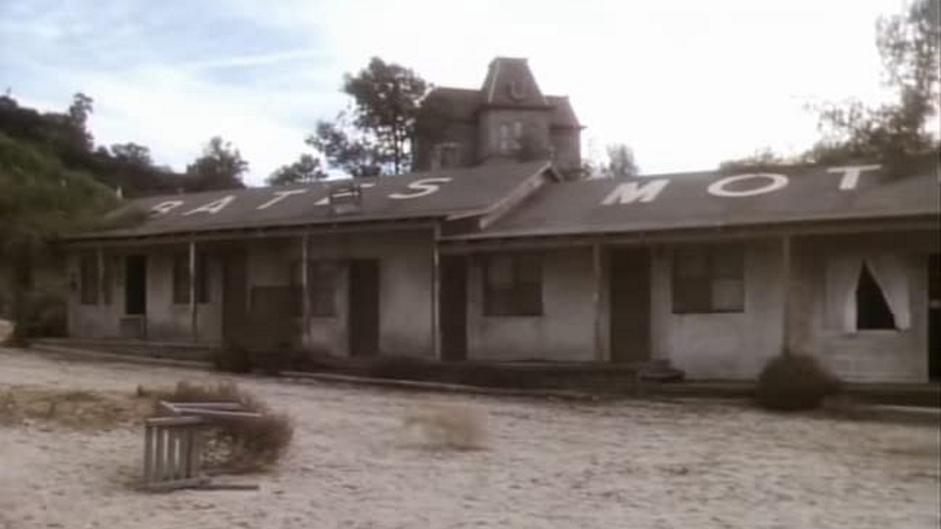 Bates Motel (1987) | VERN'S REVIEWS on the FILMS of CINEMA