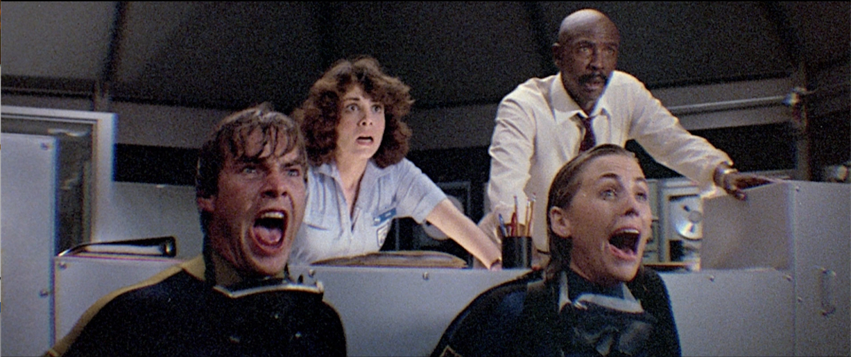 Jaws 3-D (40th anniversary revisit) | VERN'S REVIEWS on the FILMS of CINEMA