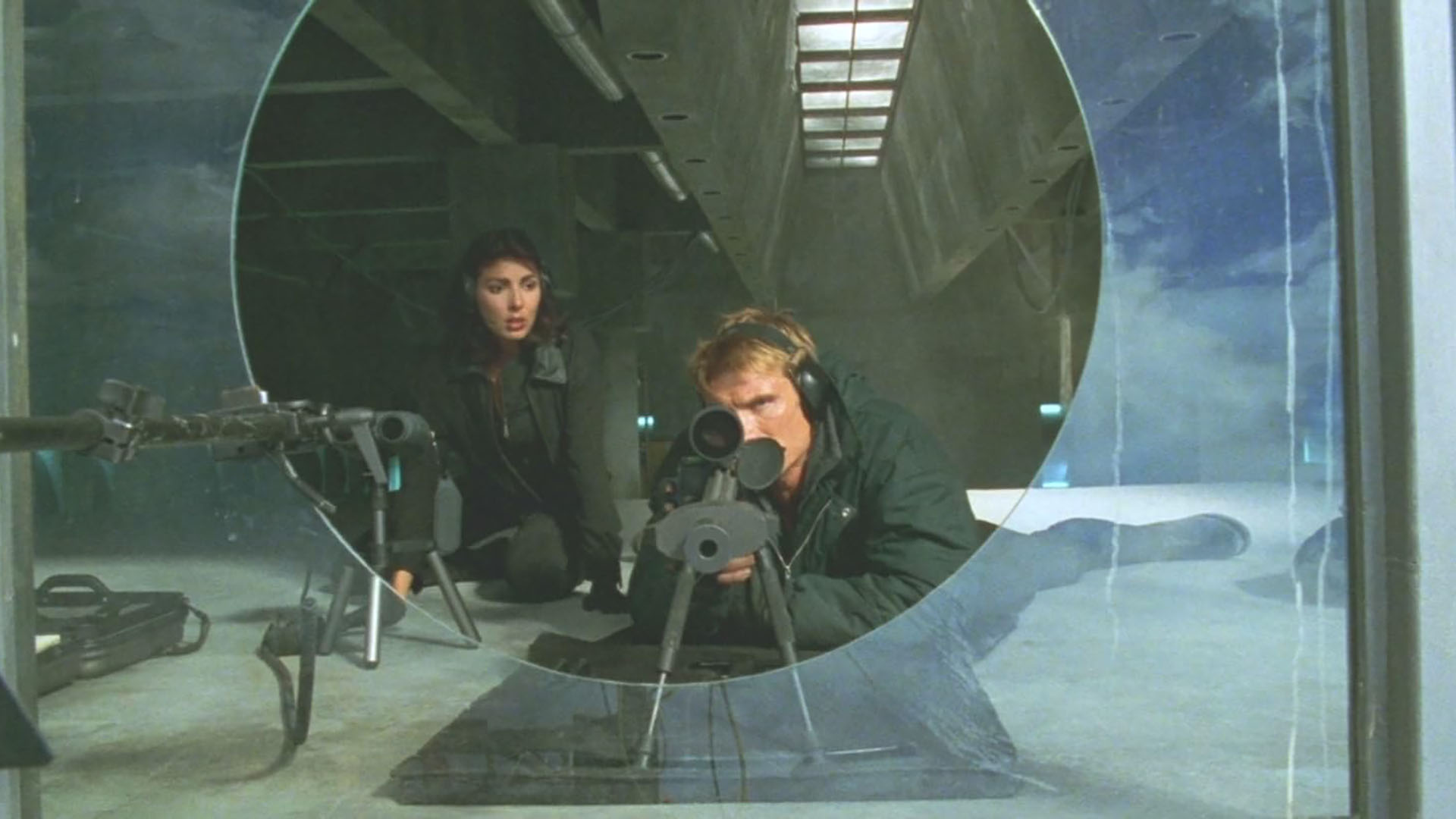 Silent Trigger (1996) | VERN'S REVIEWS on the FILMS of CINEMA